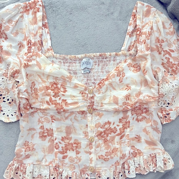 SAYLOR | Tops | Saylor Top Orangepeach Colored Floral Print Size M ...